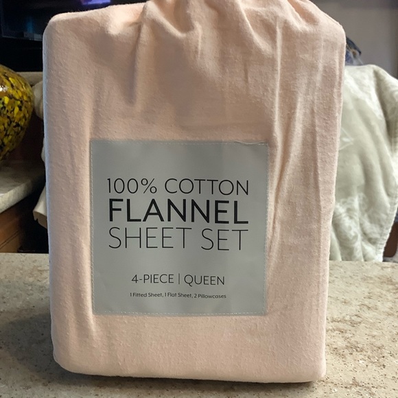 Nordstrom | Bedding | Nwt Flannel Light Pink Queen Size Sheets | Poshmark